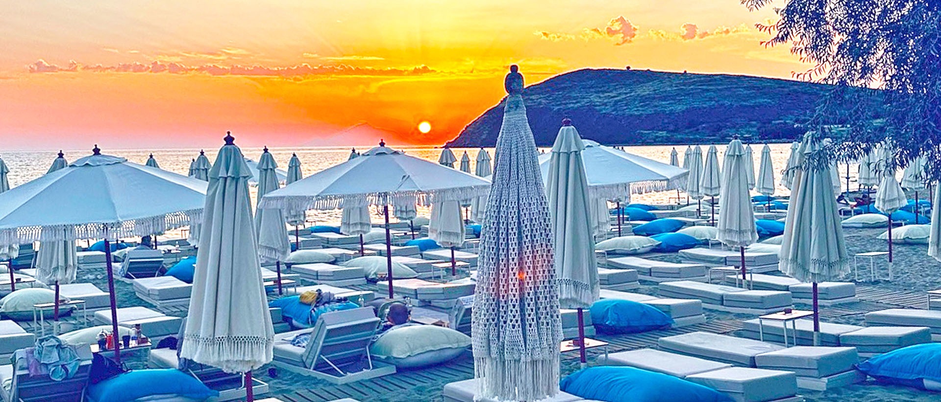 Plazz - Amos Beach Bar